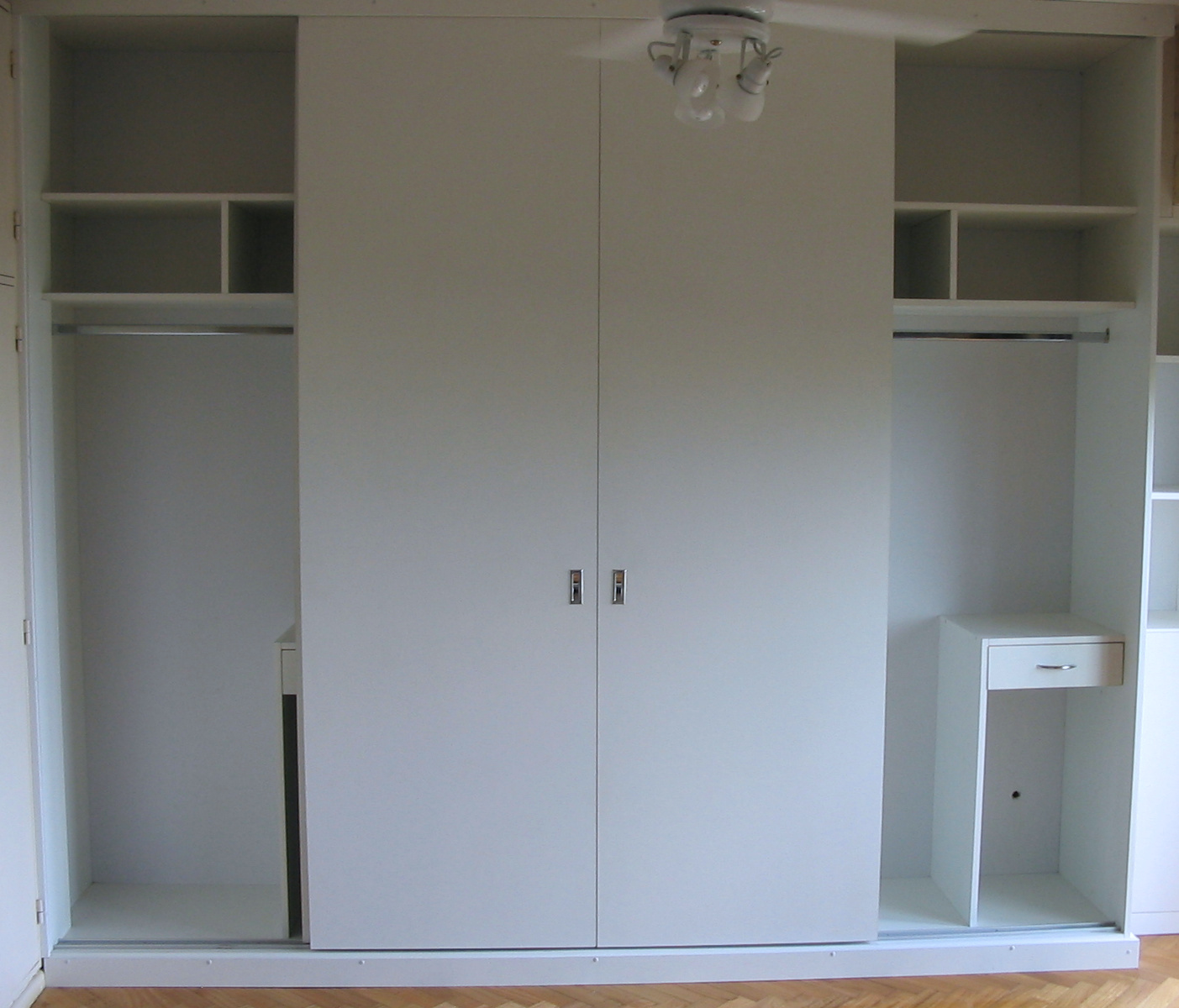 Placard completo. Diseño a Medida - masamoblamientos.com.ar